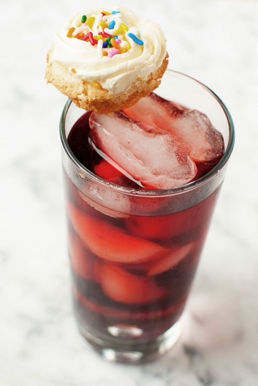 Red Velvet Vodka Fizz