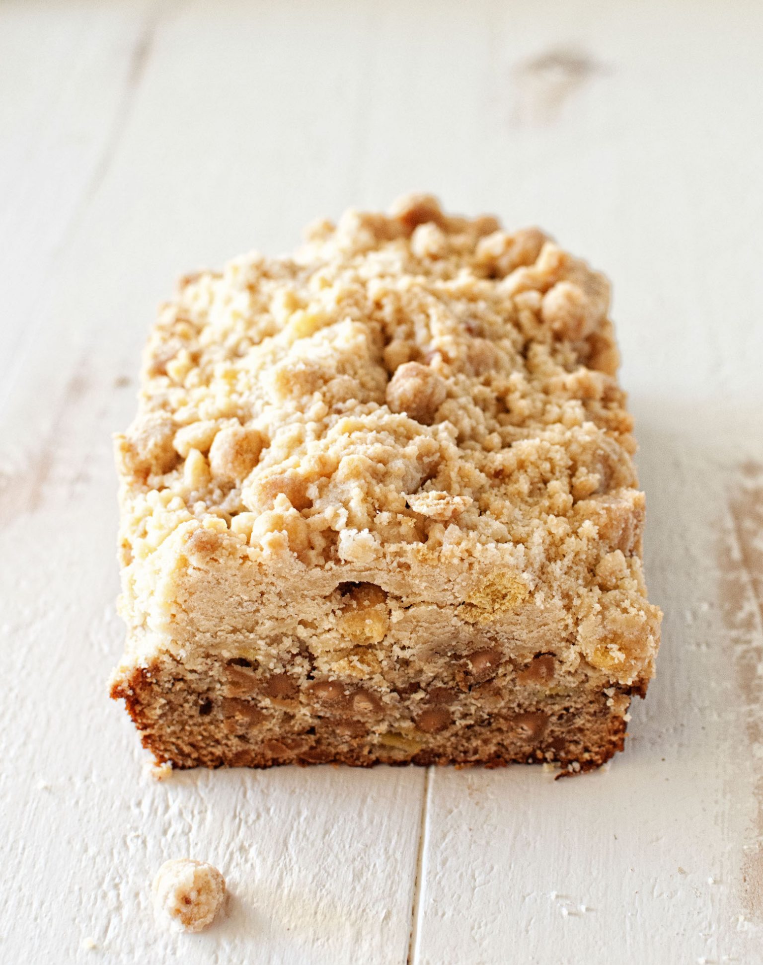 Peanut Butter Cap'n Crunch Banana Crumb Cake
