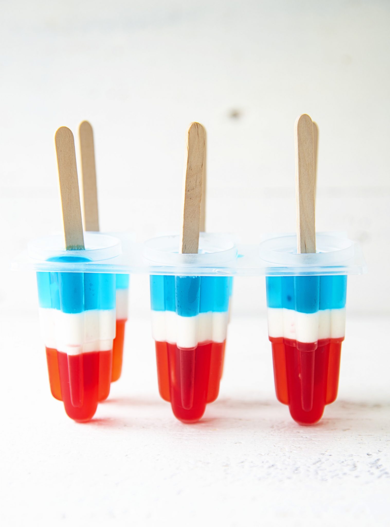 Bomb Pop Jelly Shots - Sweet ReciPEAs