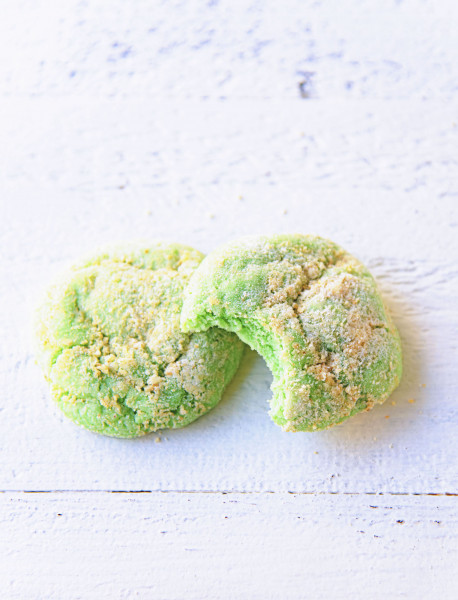 Key Lime Pie Crinkle Cookies with Crushed Graham Cracker