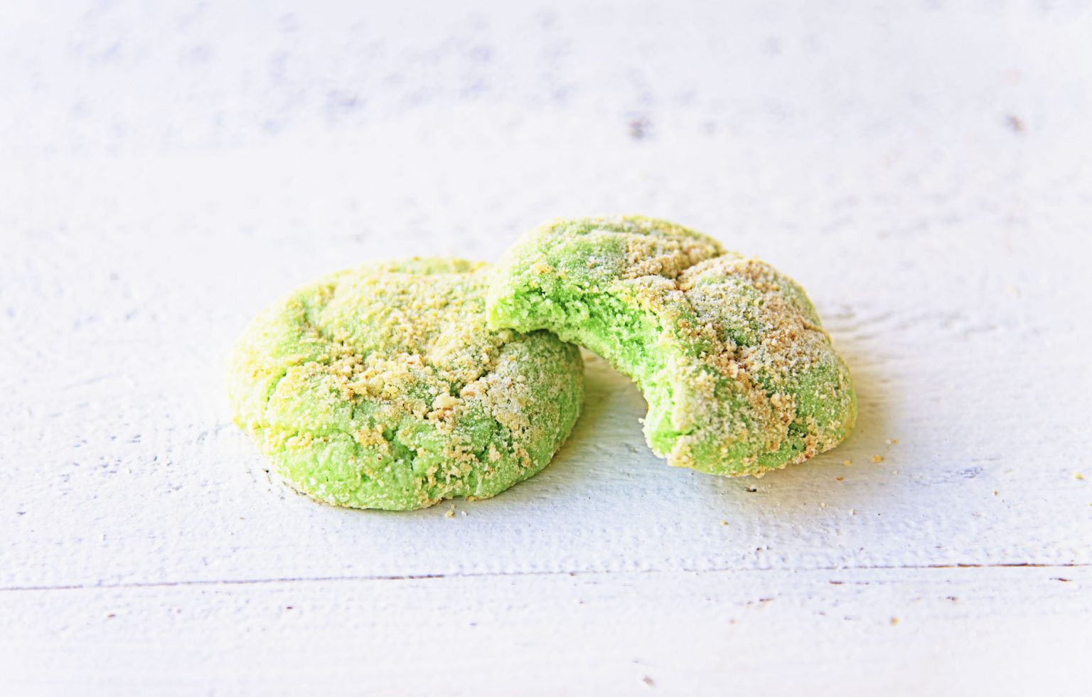 Key Lime Pie Crinkle Cookies with Crushed Graham Cracker