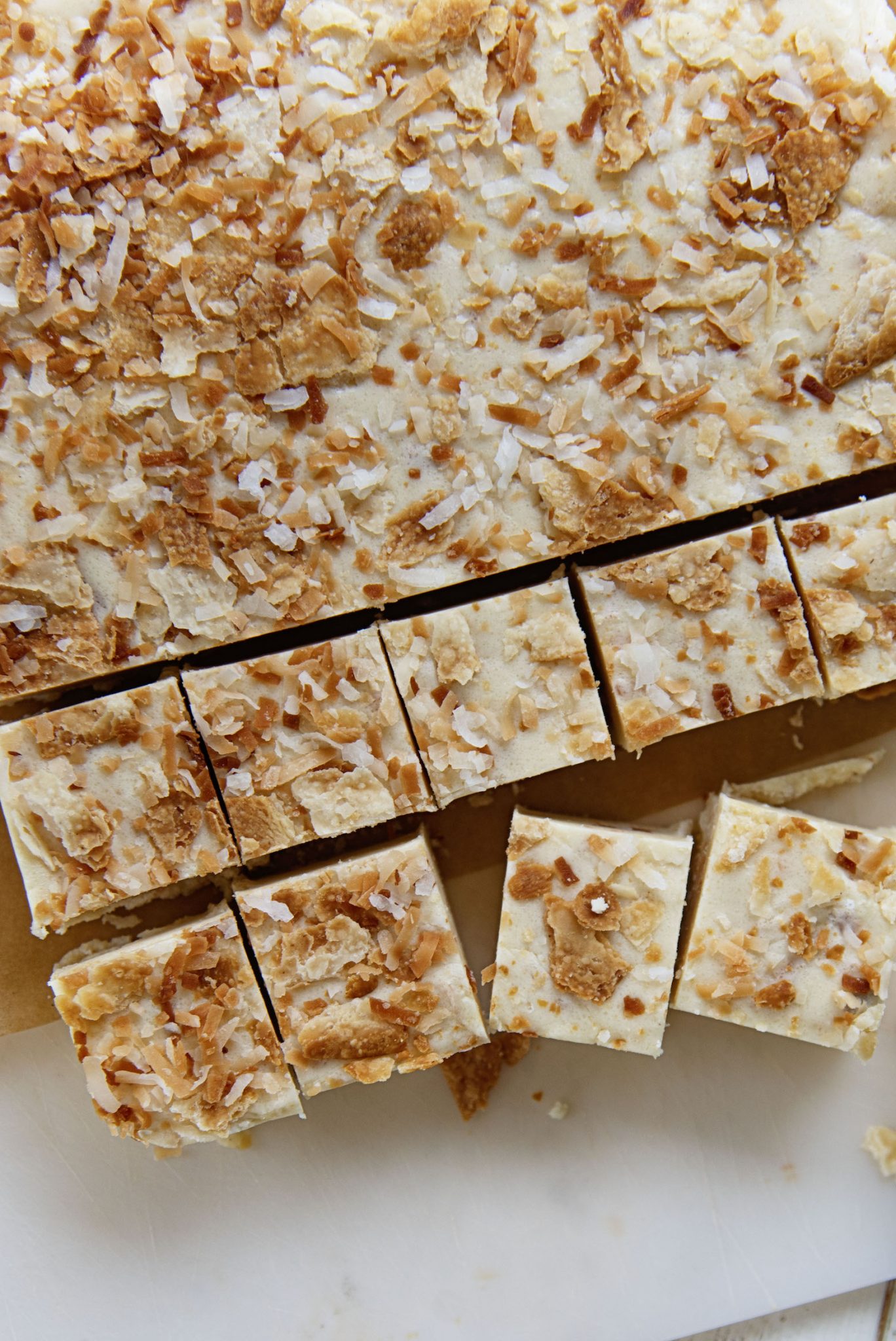 Coconut Cream Pie Fudge with Toasted Coconut and Pie Crust