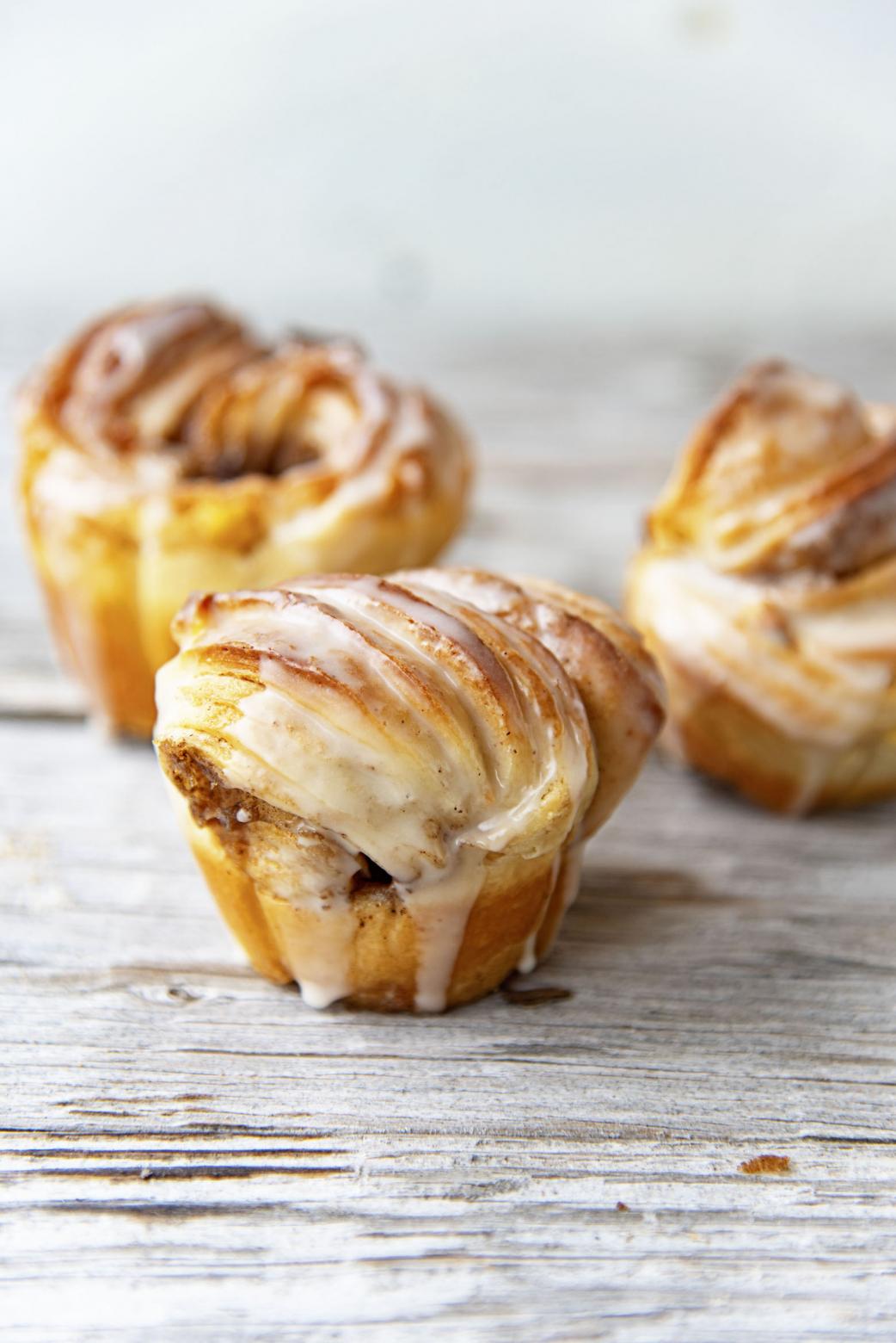 Laminated Apple Cider Buns with Cinnamon Sugar