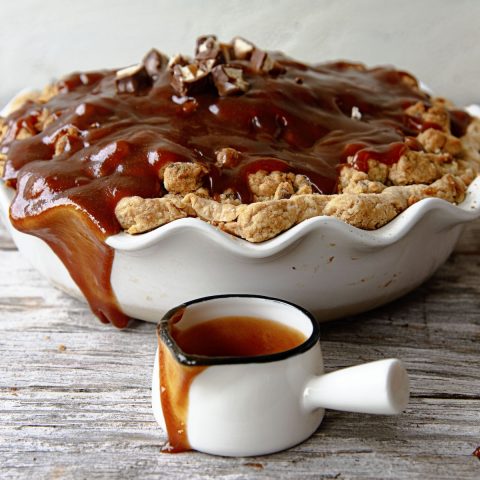 Snickers Apple Salad Pie with Vanilla Pudding Mix and Caramel Sauce