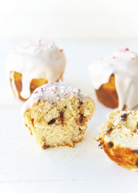 Candy Cane Sweet Rolls with Chocolate Chips - Sweet ReciPEAs