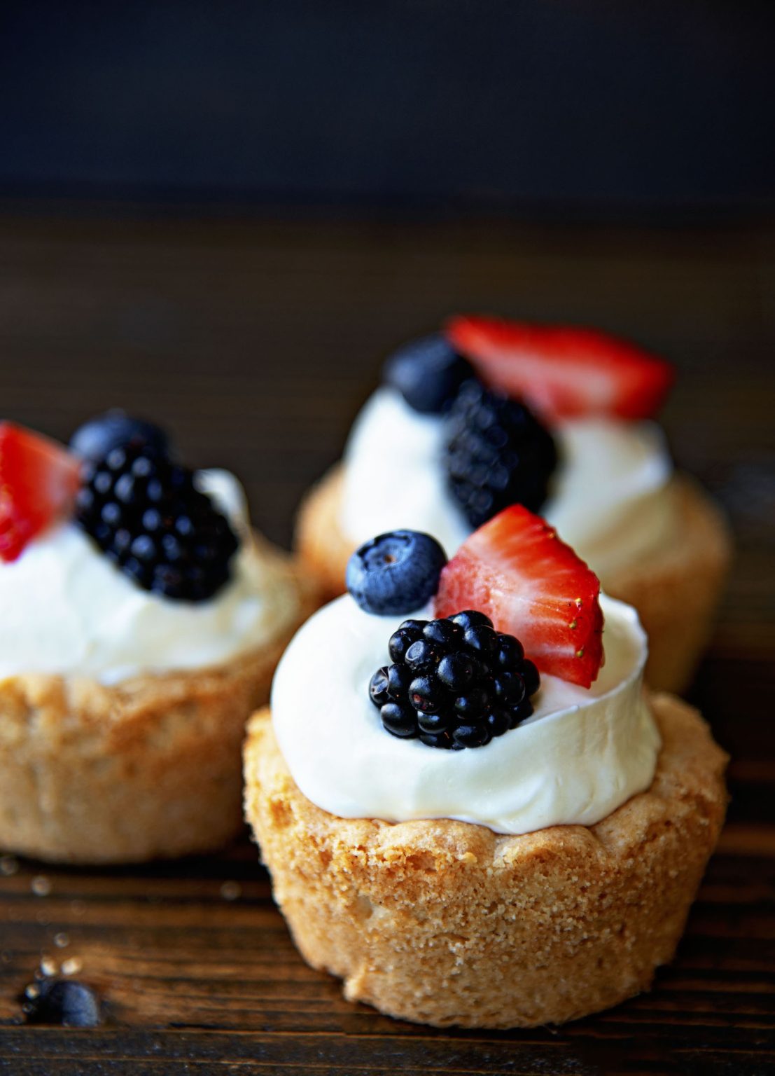 Fruit Pizza Pudding Shots - Sweet ReciPEAs