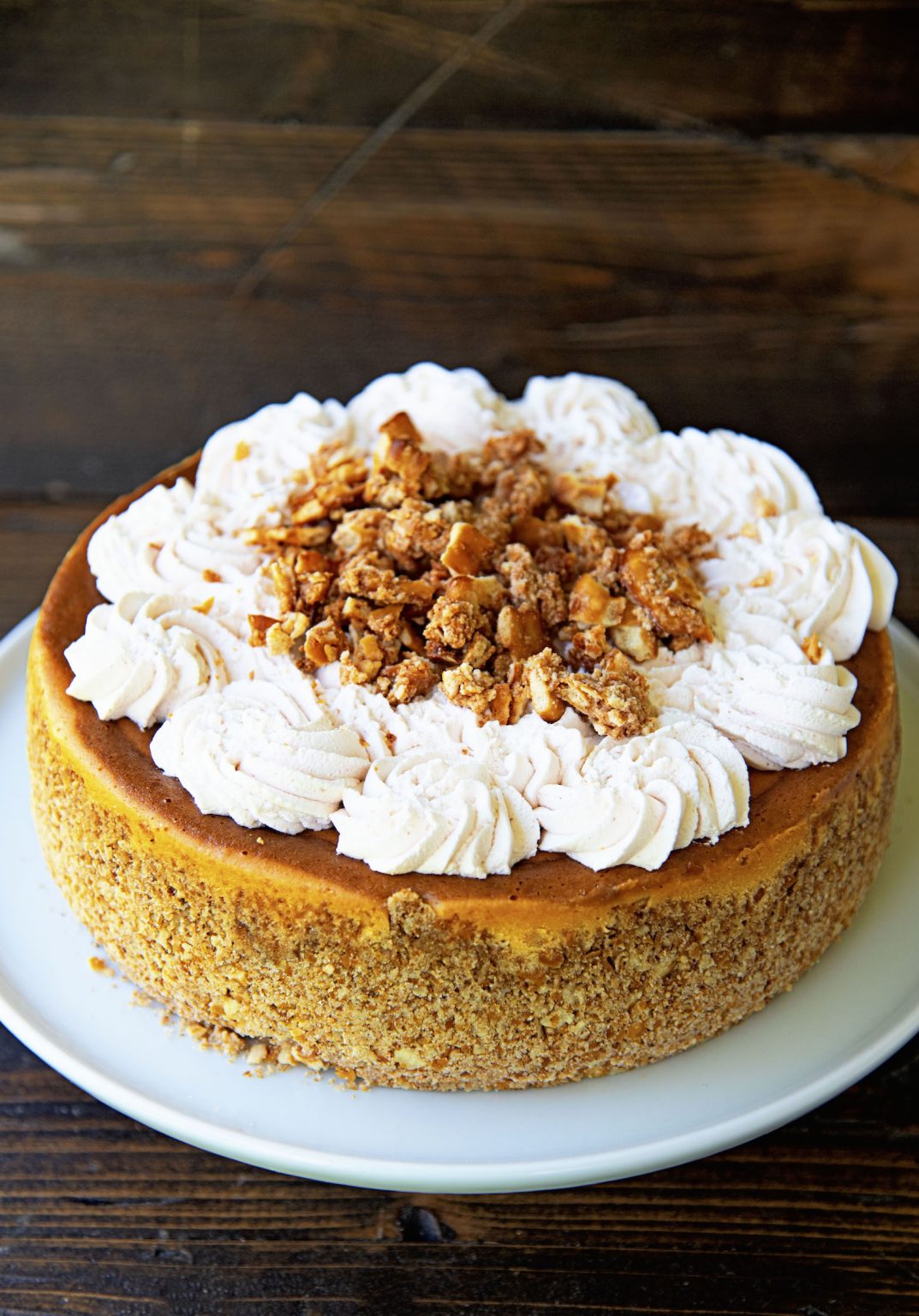 Strawberry Pretzel Crusted Cheesecake - Sweet ReciPEAs