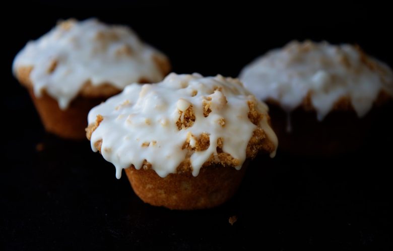 Key Lime Crumb Muffins - Sweet ReciPEAs